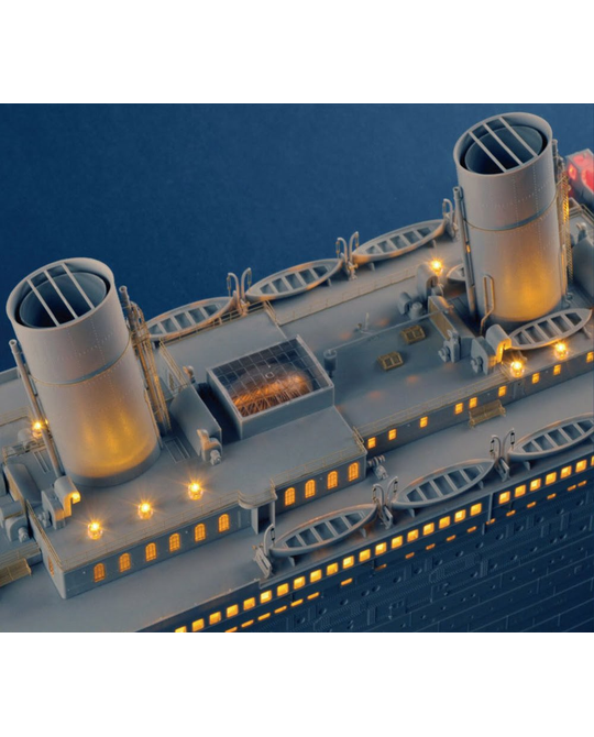 1/200 Titanic Model Kit - With LED - Model Kits-Plastic Model Kits ...